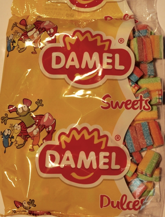 GOMAS -Tão Bom! - Gomas Damel Tijolos cores pica 1 Kg - Com açúcar/pica ...